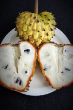 30 Fruits That Start With R (+ Interesting Facts)