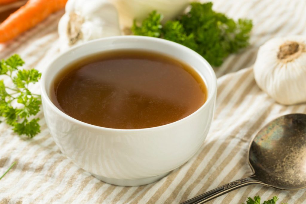 12 Best Vegetable Broth Substitutes You Should Look For