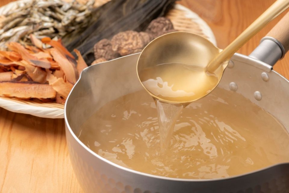 12 Best Vegetable Broth Substitutes You Should Look For