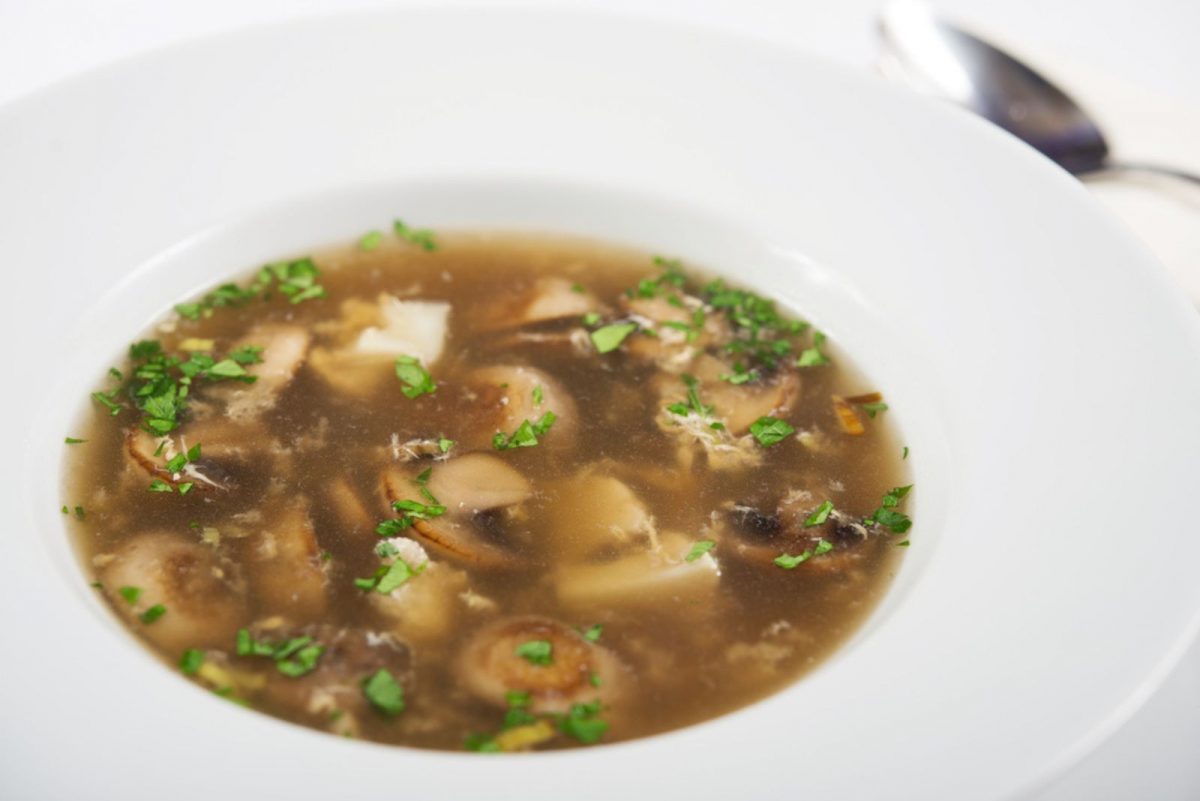 12 Best Vegetable Broth Substitutes You Should Look For