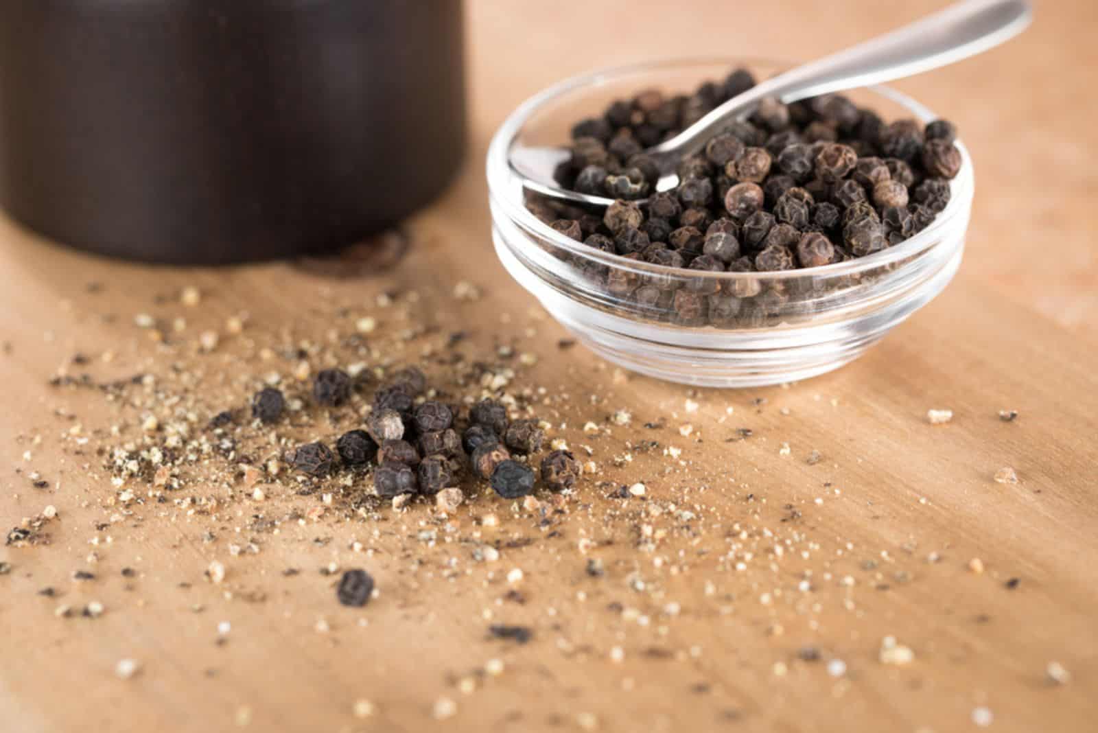 Cracked Pepper Vs Ground Pepper At Hayley Matters Blog