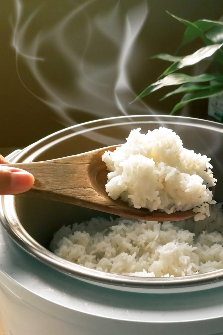 2 Cups Of Rice How Much Water? Recipe + Answer