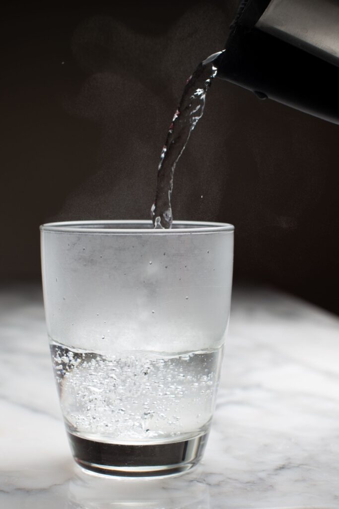 4 Effective Ways To Melt Coconut Oil On All Occasions