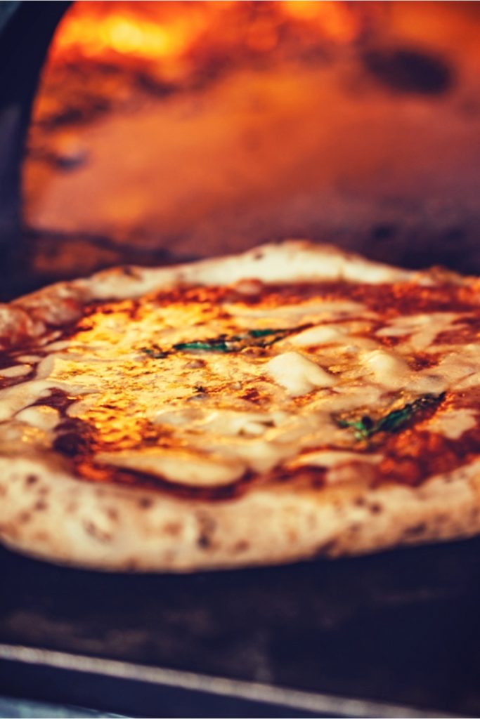 How To Keep Pizza Warm In Oven? 3 Brilliant Solutions