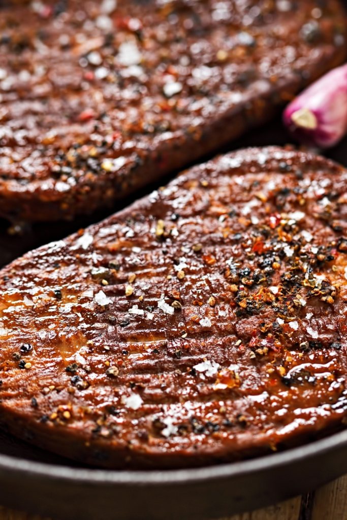16 Mouth-Watering Substitutes for Flank Steak To Enjoy