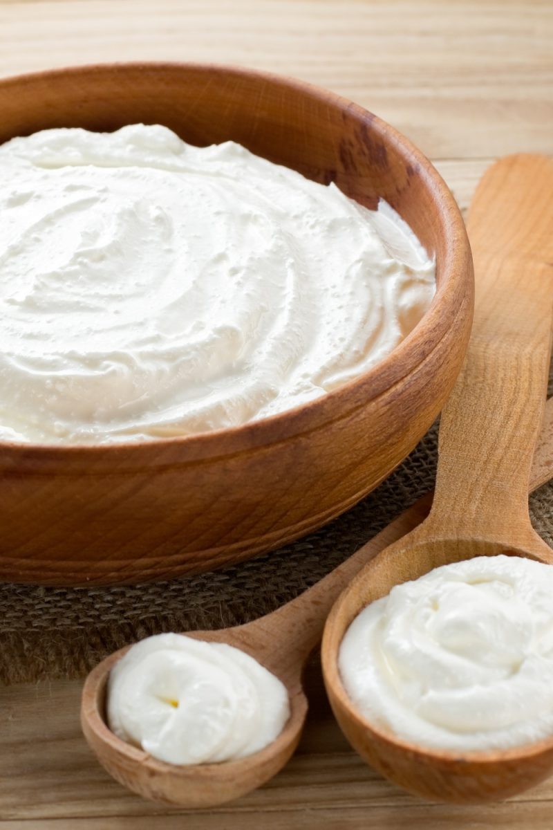 4 Tasty Substitutes For Mexican Crema + Simple Recipe
