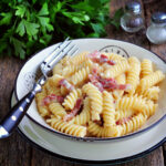 5 Main Differences Between Fusilli Vs Rotini + Recipes