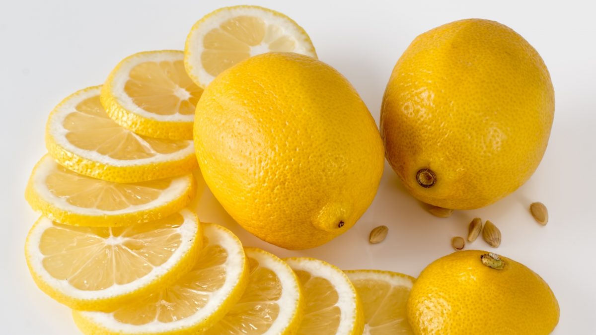 24 Amazing Things You Can Do With Lemons