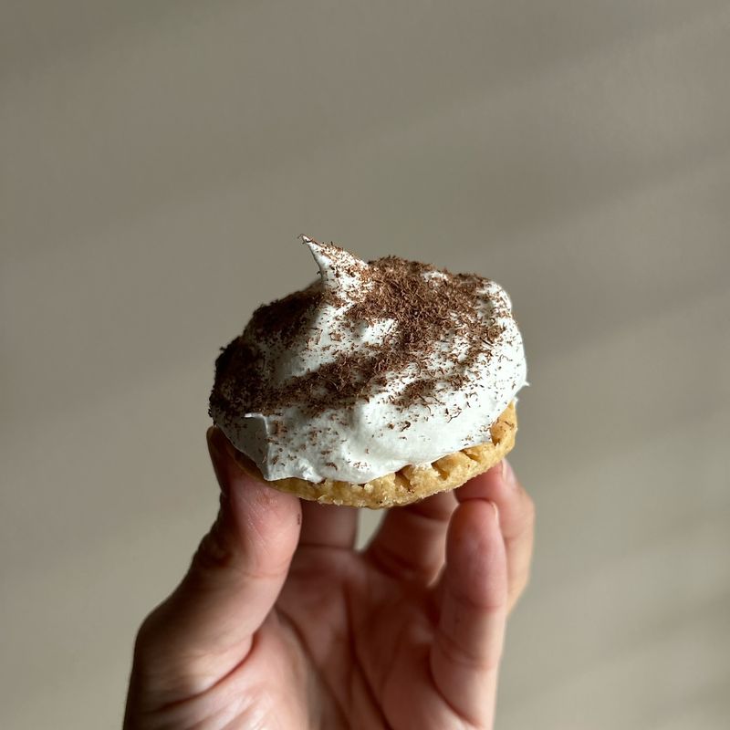 30 Bite-Sized Cakes For When You’re Craving A Sweet Treat