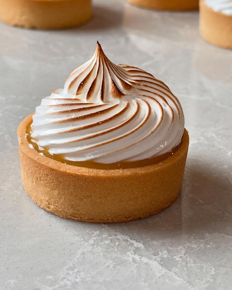 30 Bite-Sized Cakes For When You’re Craving A Sweet Treat
