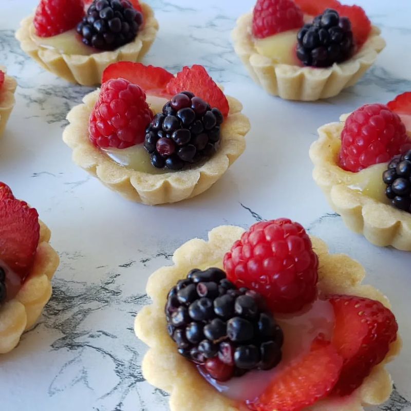 30 Bite-Sized Cakes For When You’re Craving A Sweet Treat