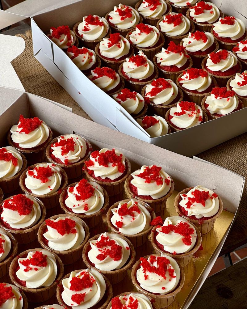 30 Bite-Sized Cakes For When You’re Craving A Sweet Treat