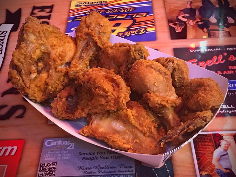 The Best Hole-In-The-Wall Spots For Fried Chicken In Every State