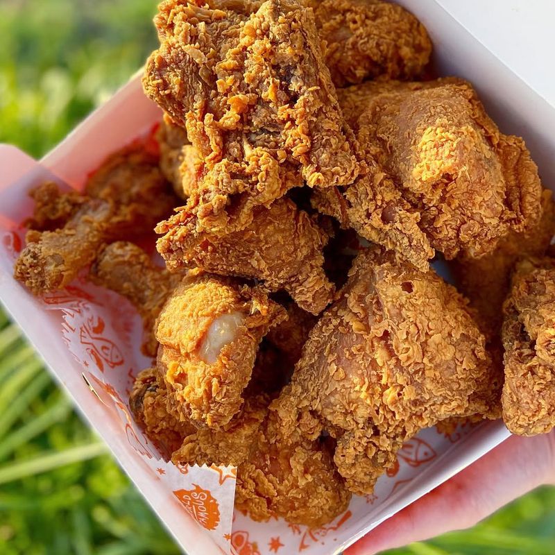 10 Fried Chicken Chains Chefs Actually Eat At