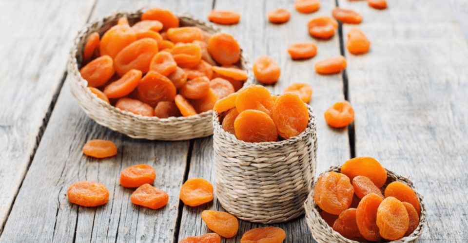 10 Health Benefits Of Dried Apricots & How Many To Eat In A Day