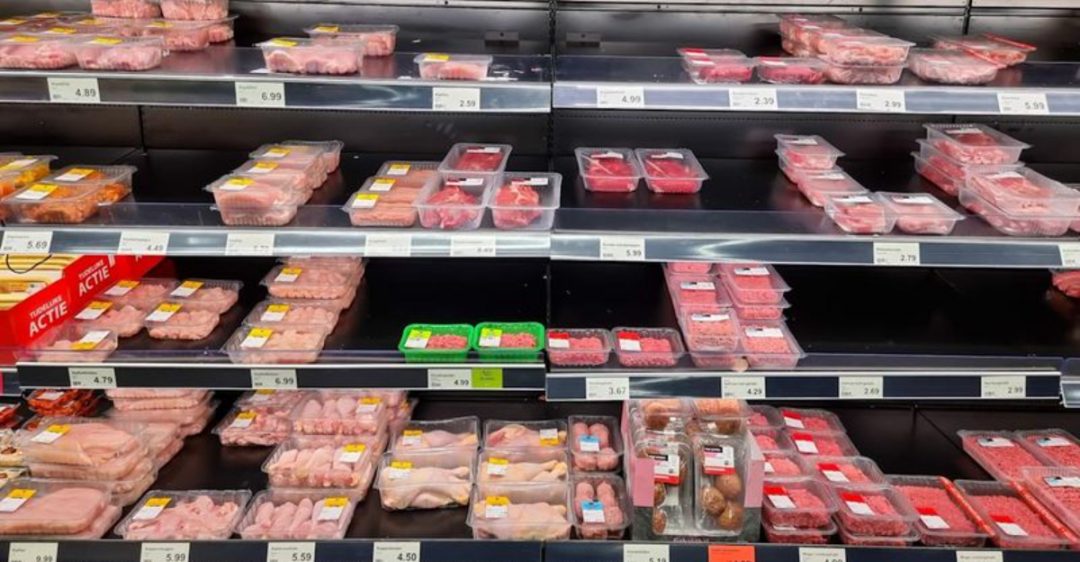 Self-Checkout Secrets Grocery Store Clerks Wish You Knew