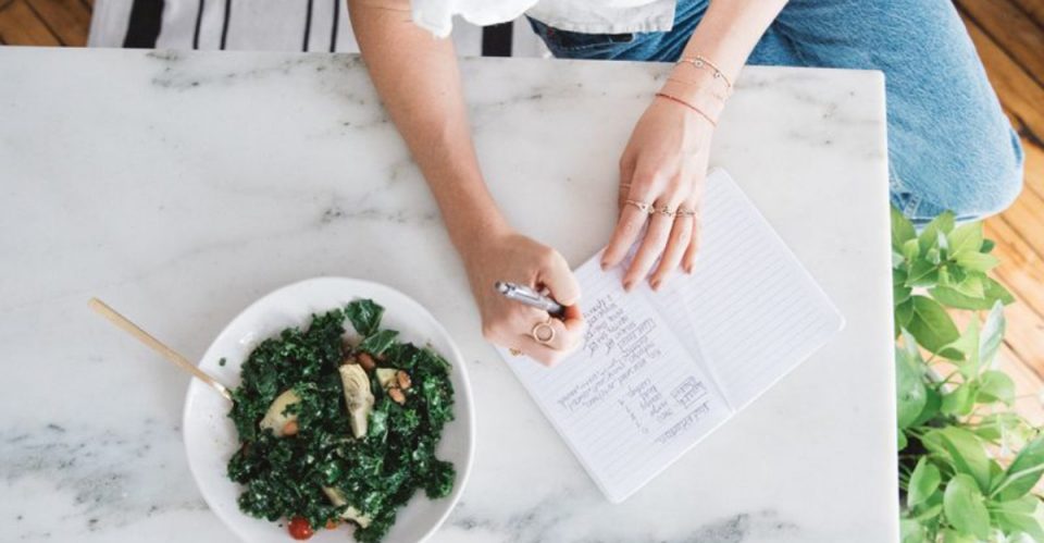 18 Practical Strategies To Stop Overeating