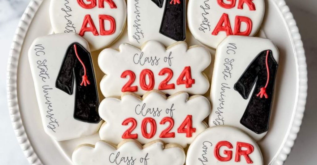 20 Graduation Party Food Ideas Your Grad Will Love