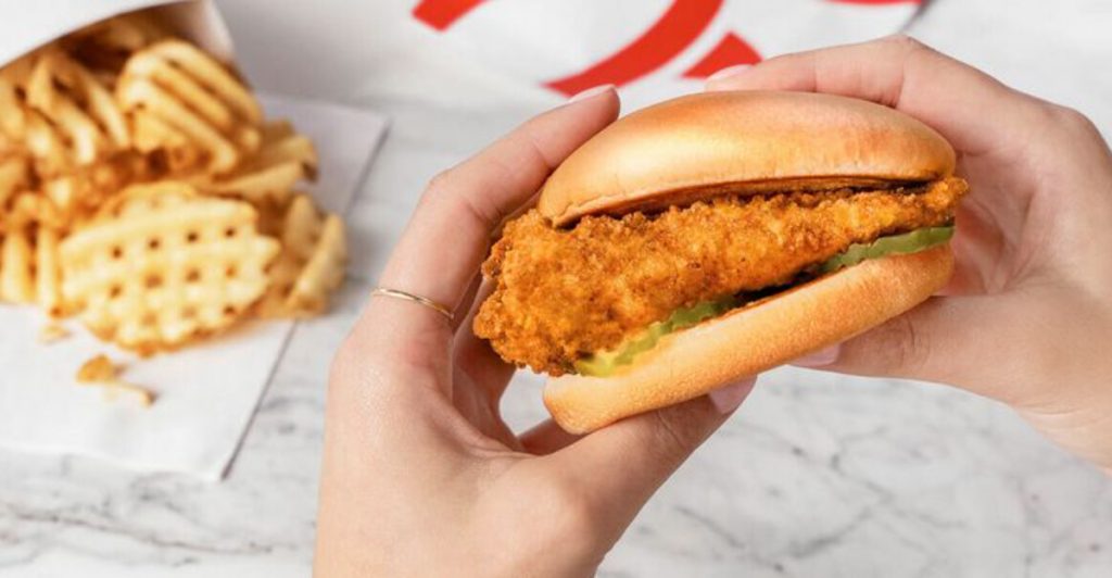 18 Fast Food Chicken Sandwiches, Ranked Worst To Best