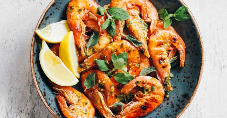 20 Backyard BBQ Recipes Everyone Will Smell—And Crave