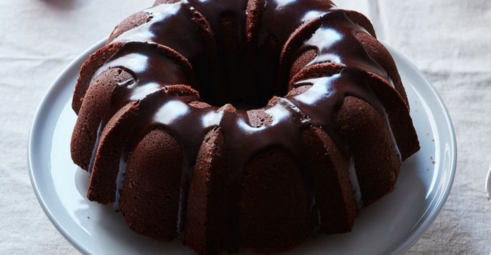 20 Brilliant Uses For Vanilla Wafers You Never Thought Of