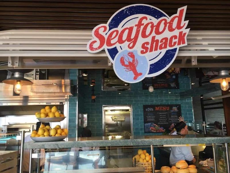 15 Restaurant Chains That Nail Fried Fish—Plus 6 That Actually Taste ...
