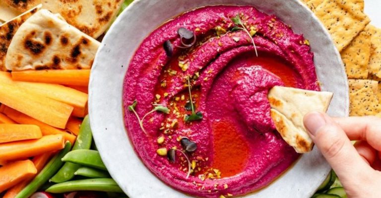 Simply Delicious Slow Cooker Chicken and Dumplings