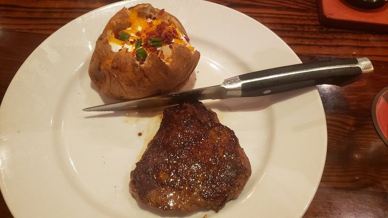 12 LongHorn Steakhouse Steaks Ranked From Best To Worst