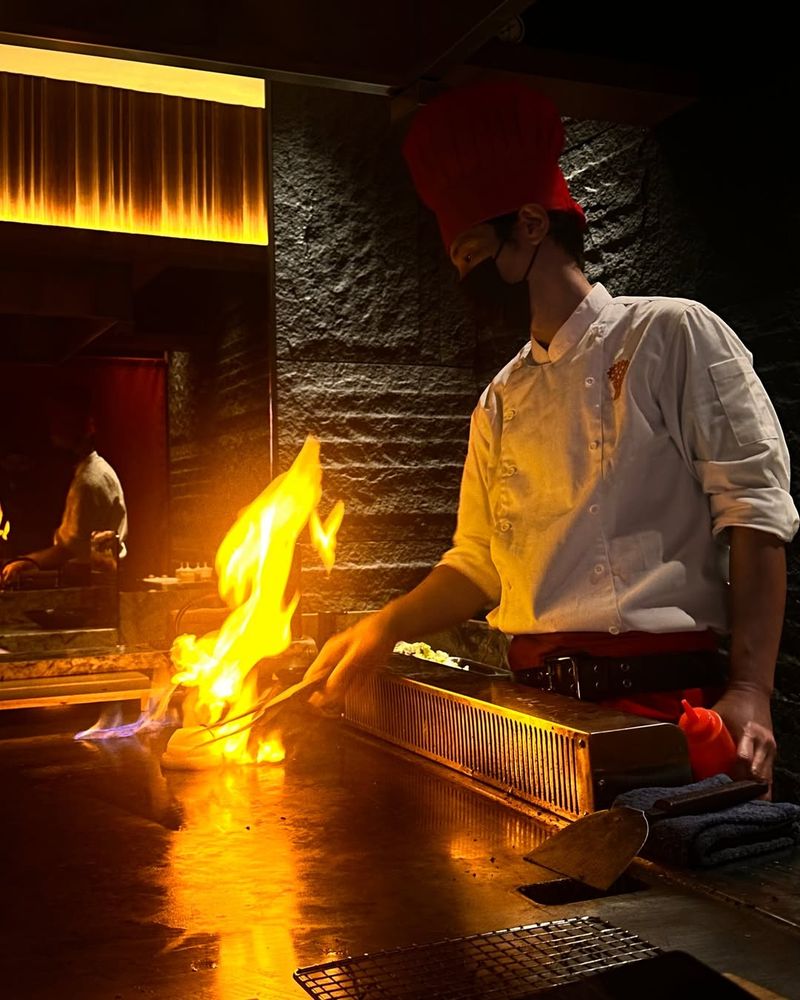 We Tried 29 National Steakhouse Chains, 1 Left Us Speechless