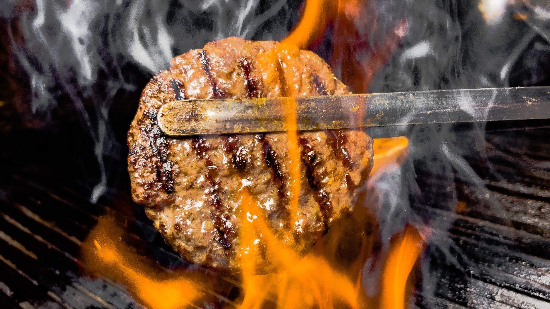 What Are The Ideal Grill Temperatures For Different Burger Types, Really