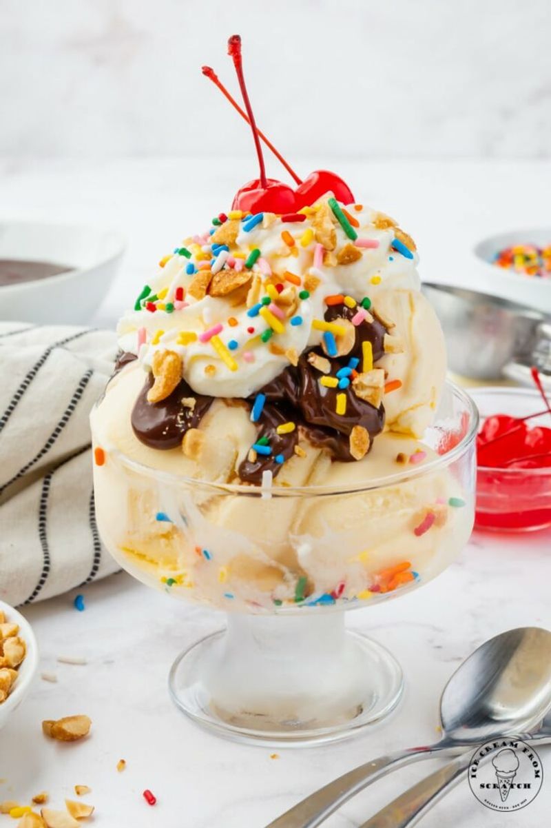 15 Ice Cream Sundae Ideas For Summer (Plus 5 Next-Level Ideas To Try)