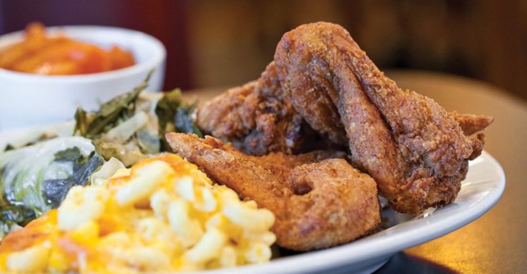 15 Iconic Missouri Restaurants Featured On Diners, Drive-Ins, And Dives