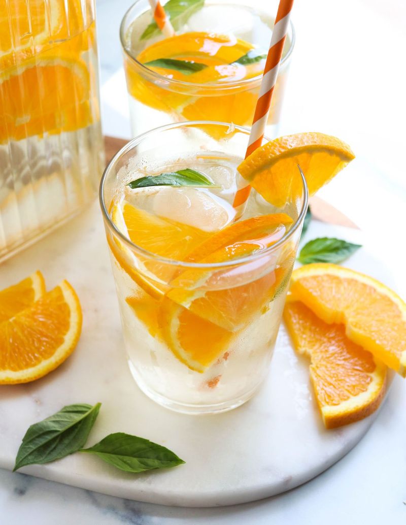8 Creative Ways To Use Tangerine Peels (Plus 2 Bonus Ideas You’ll Love)