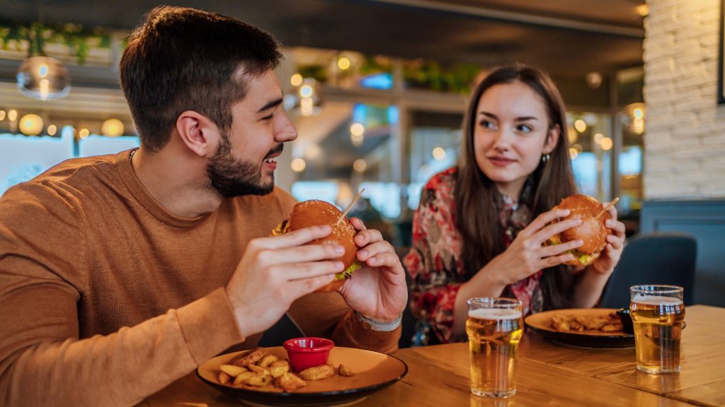 Foods You Should Dodge Eating On A First Date