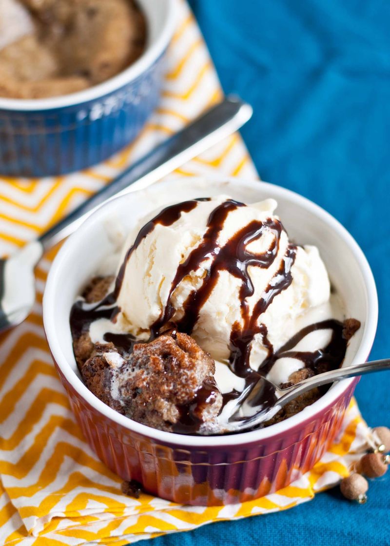15 Ice Cream Sundae Ideas For Summer (Plus 5 Next-Level Ideas To Try)