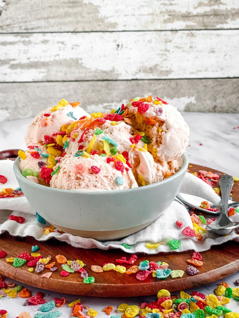 15 Ice Cream Sundae Ideas For Summer (Plus 5 Next-Level Ideas To Try)
