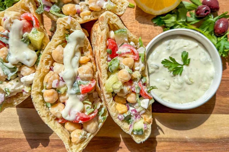 19 Pool Lunch Ideas That Pack Big Flavor