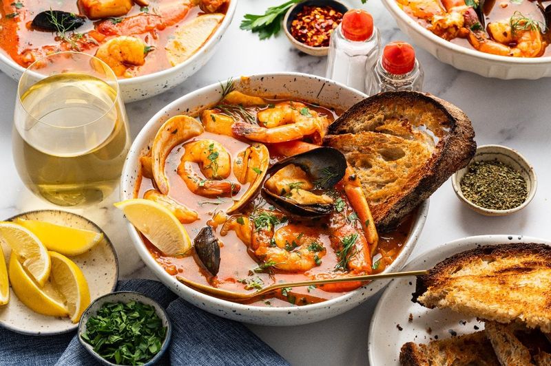19 Famous California Foods And Beverages That Began In The Golden State