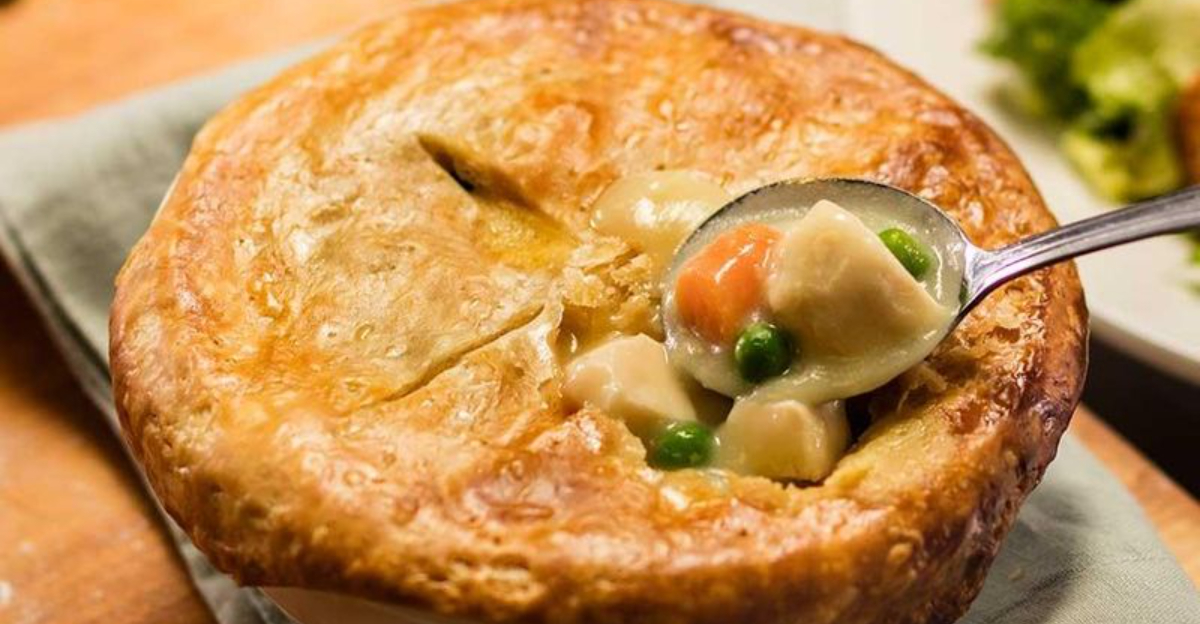 7 Indiana Chain Restaurants That Struggle With Chicken Pot Pie And 7 ...