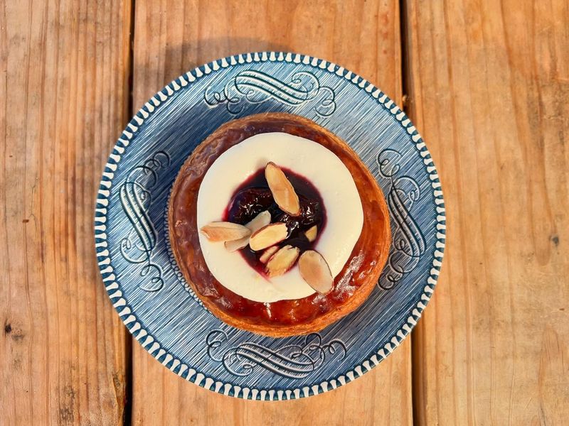 14 Washington State Bakeries That'll Make You Question Dessert