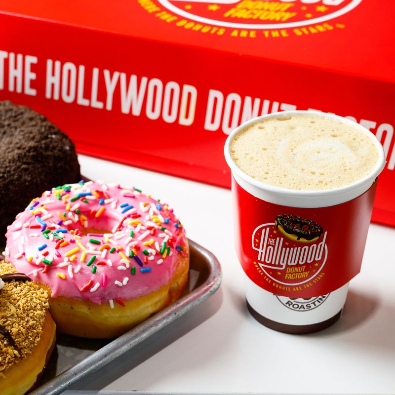 16 Florida Donut Shops Making Mornings Taste Like Dessert