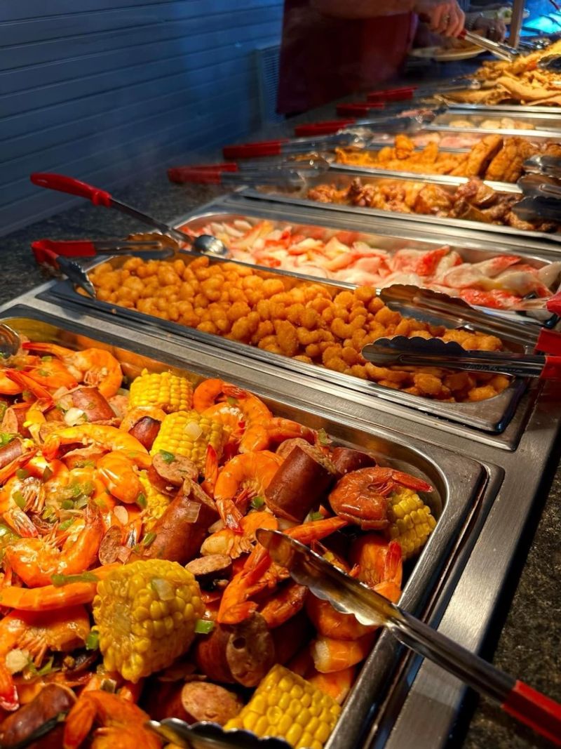 15 Mississippi Catfish Buffets Serving Endless Southern Comfort