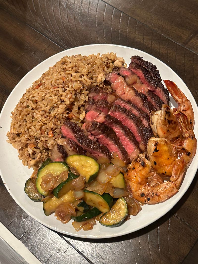 15 Top Steakhouses In Milwaukee You Need To Try