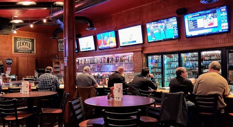 7 Georgia Restaurants Locals Skip And 7 Worth Your Time