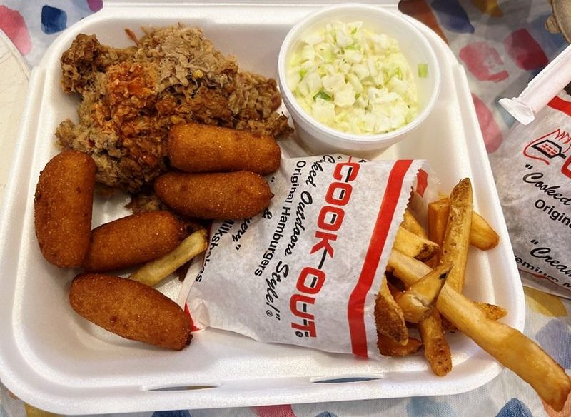15 North Carolina Fried Chicken Restaurants Worth A Road Trip