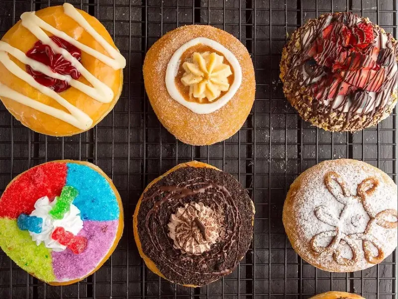 16 Florida Donut Shops Making Mornings Taste Like Dessert